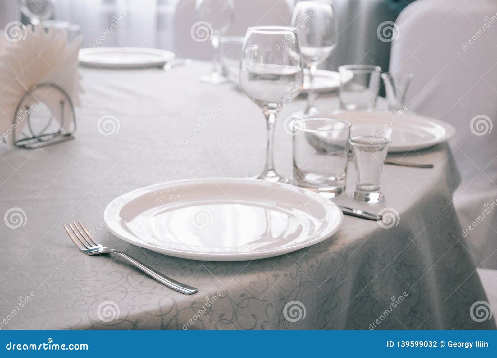 Empty White Dinner Plate on a Table Stock Photo - Image of dinner, fork ...