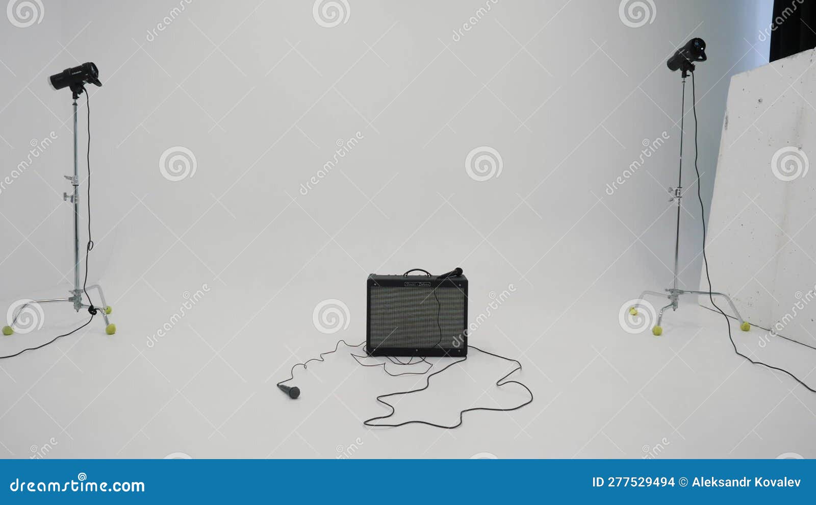 Empty White Studio with Microphone and Subwoofer on the Floor Stock ...