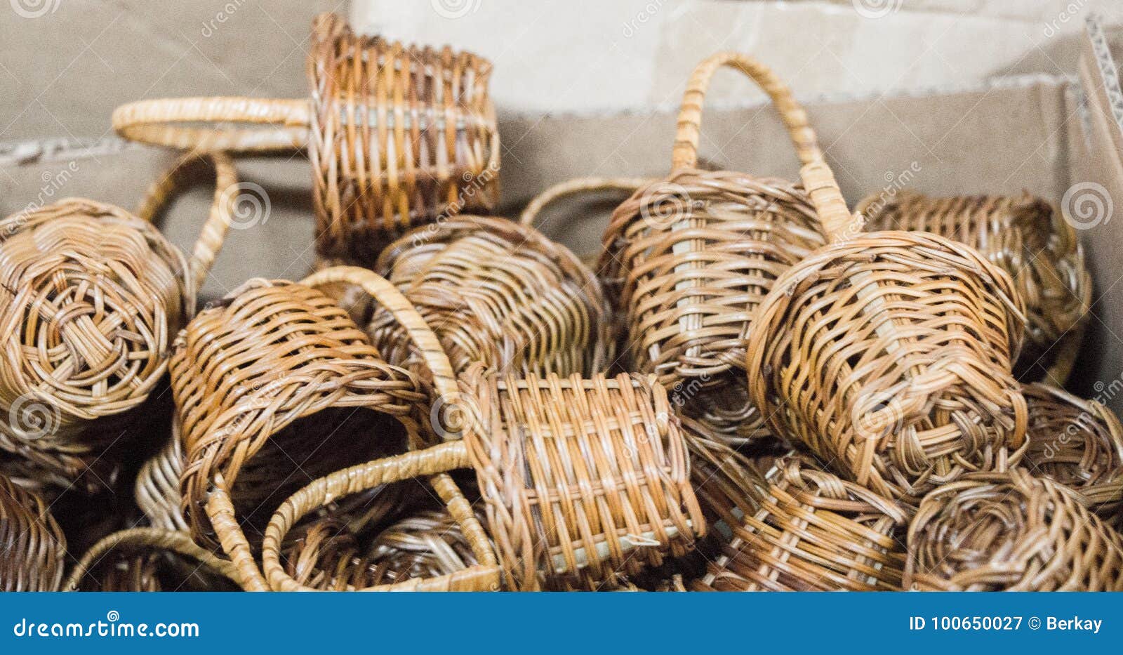 Empty Wicker Baskets for Sale Stock Image - Image of picnic, basket ...