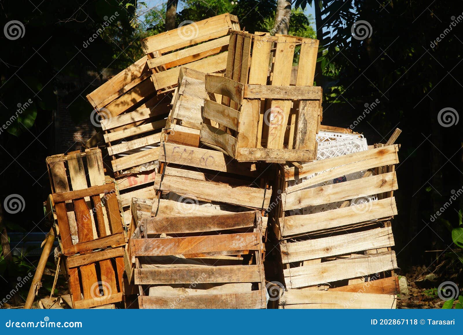 Empty Wooden Fruit Box. Stacked Irregularly Stock Photo - Image of irregularly, food: 202867118