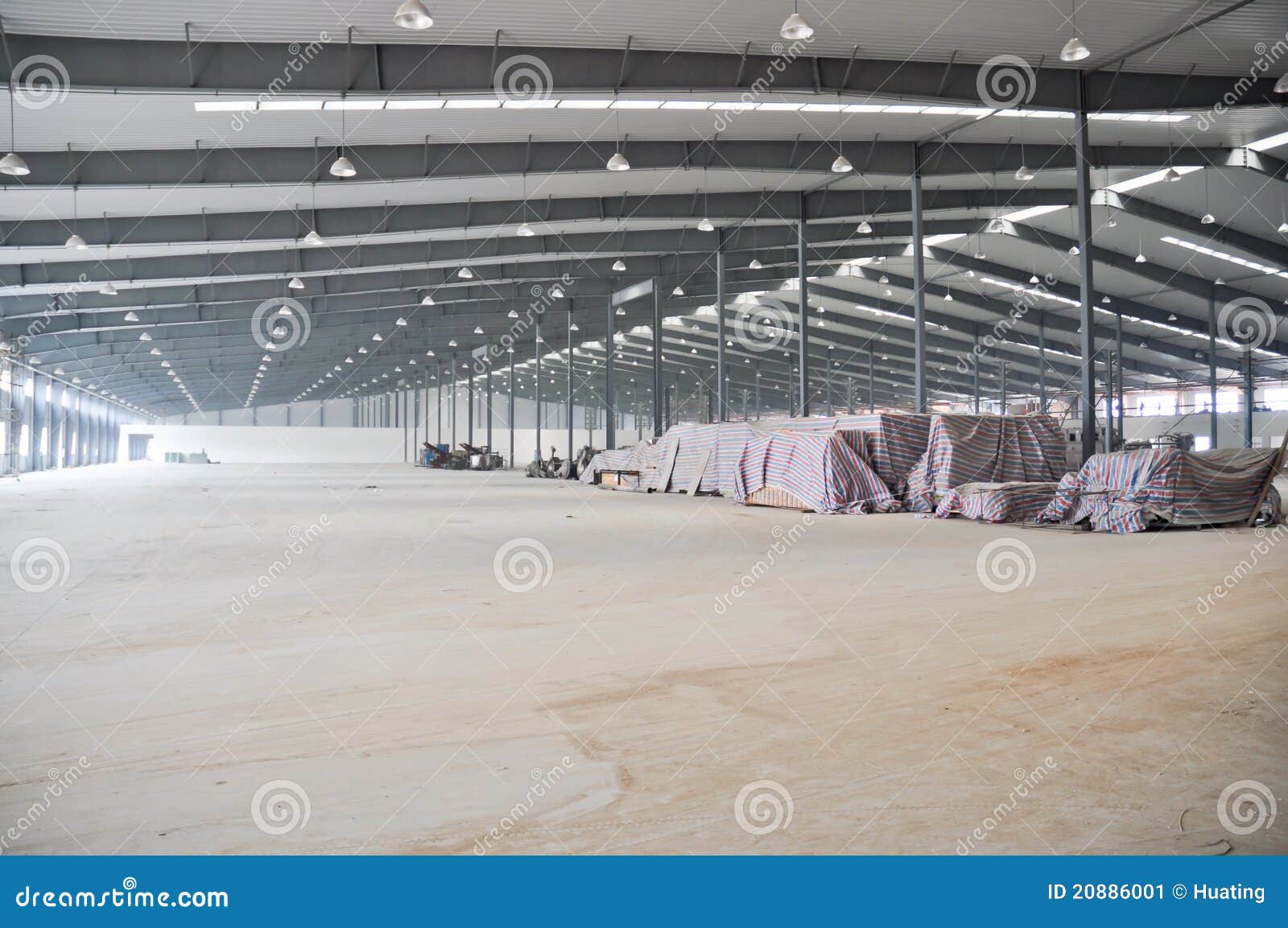Empty workshop stock image. Image of scene, plant, metalware - 20886001