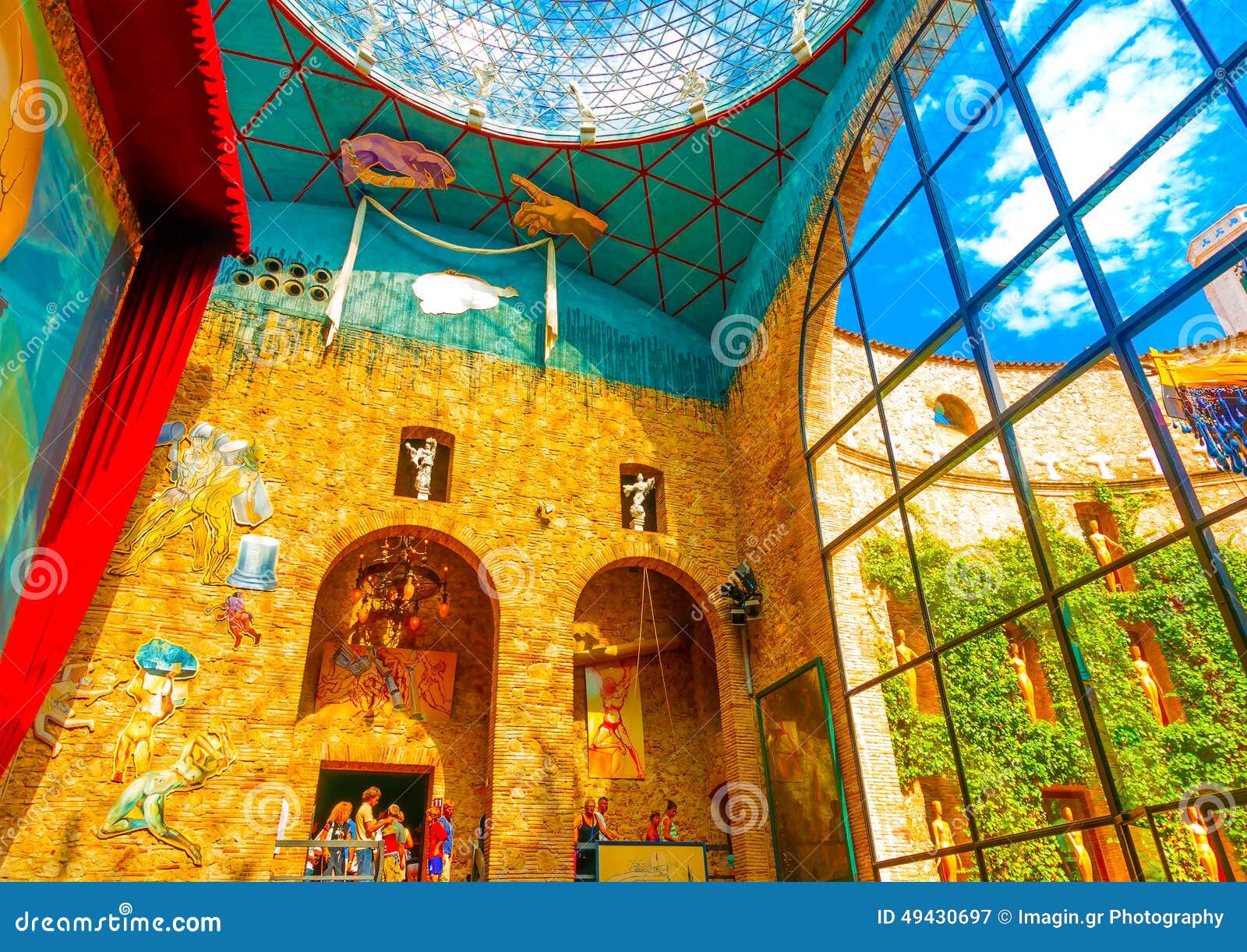 En Figueras en España fotografía editorial. Imagen de torre - 49430697