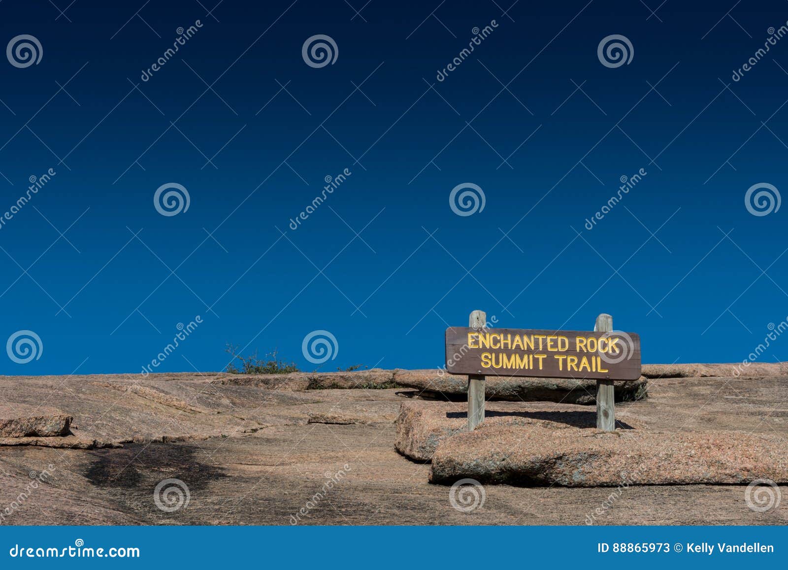 Enchanted Rock Summit Sign stock image. Image of texas - 88865973