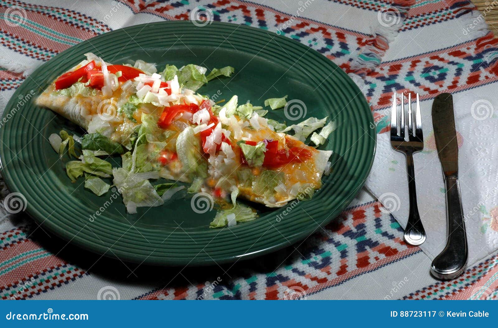 Enchilada mexicano imagen de archivo. Imagen de plata - 88723117