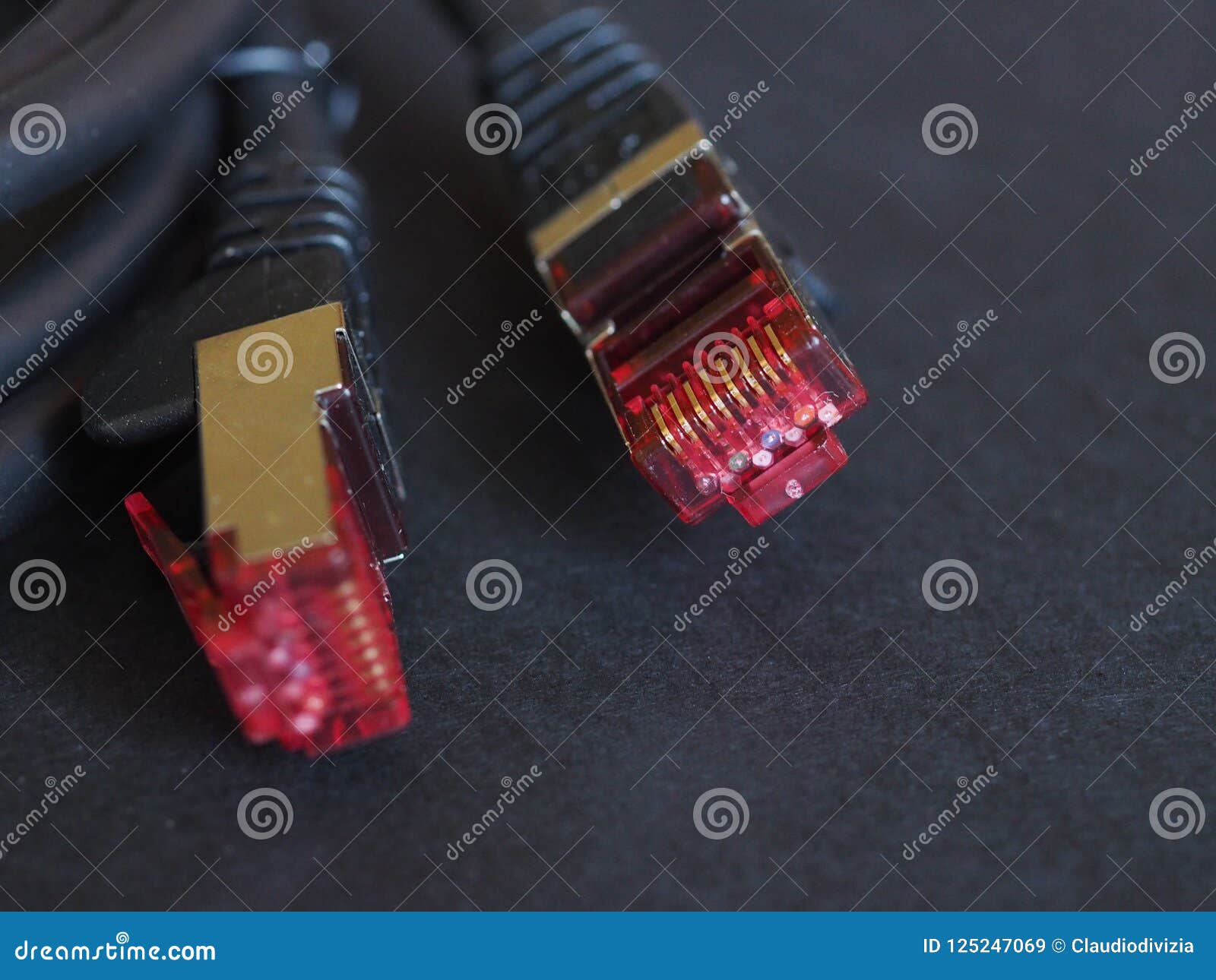 Enchufe de Ethernet RJ45 imagen de archivo. Imagen de digital - 125247069