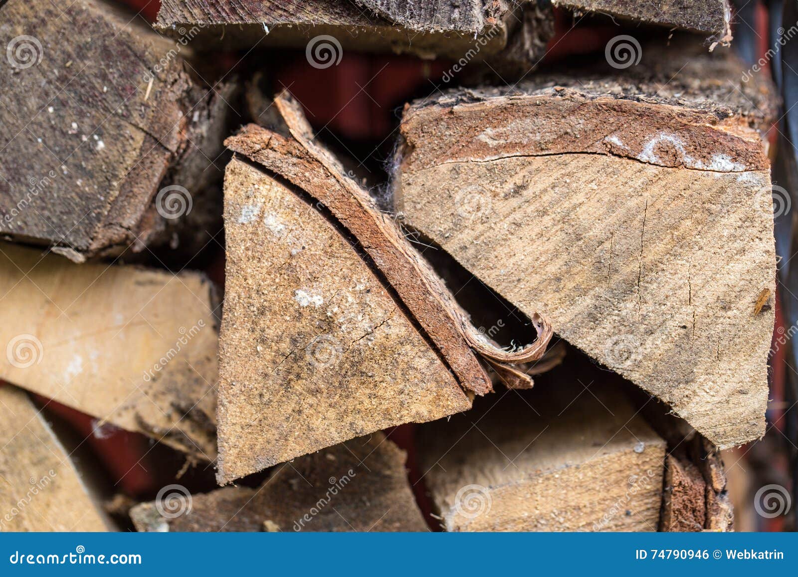End Face of Logs in a Woodpile, Firewood Stock Photo - Image of bark ...