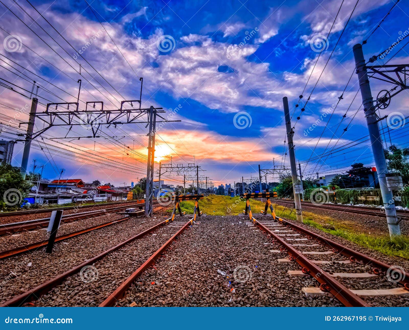 End of railroad stock image. Image of evening, skyline - 262967195