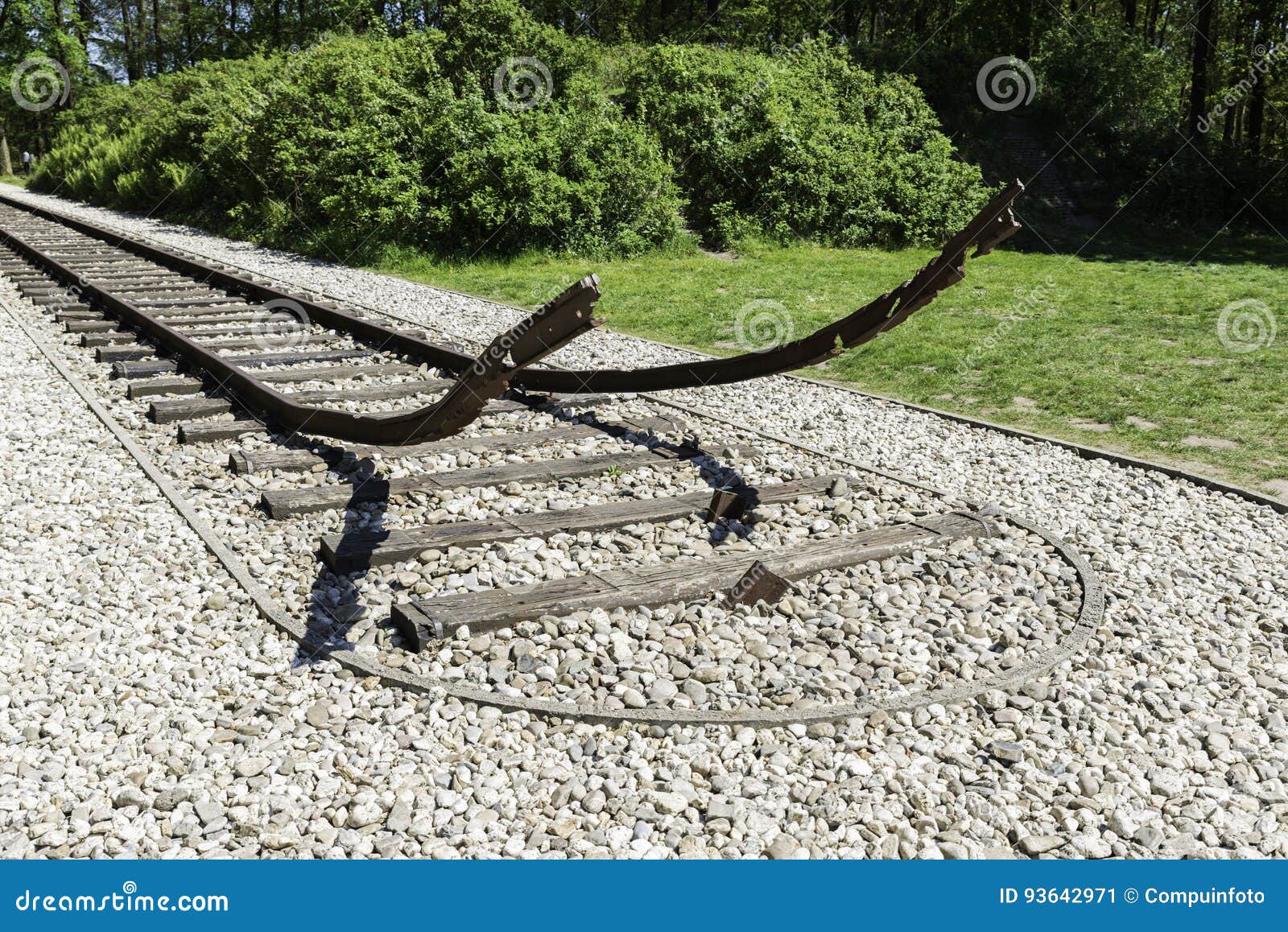 End of the railroad track editorial photo. Image of finish - 93642971