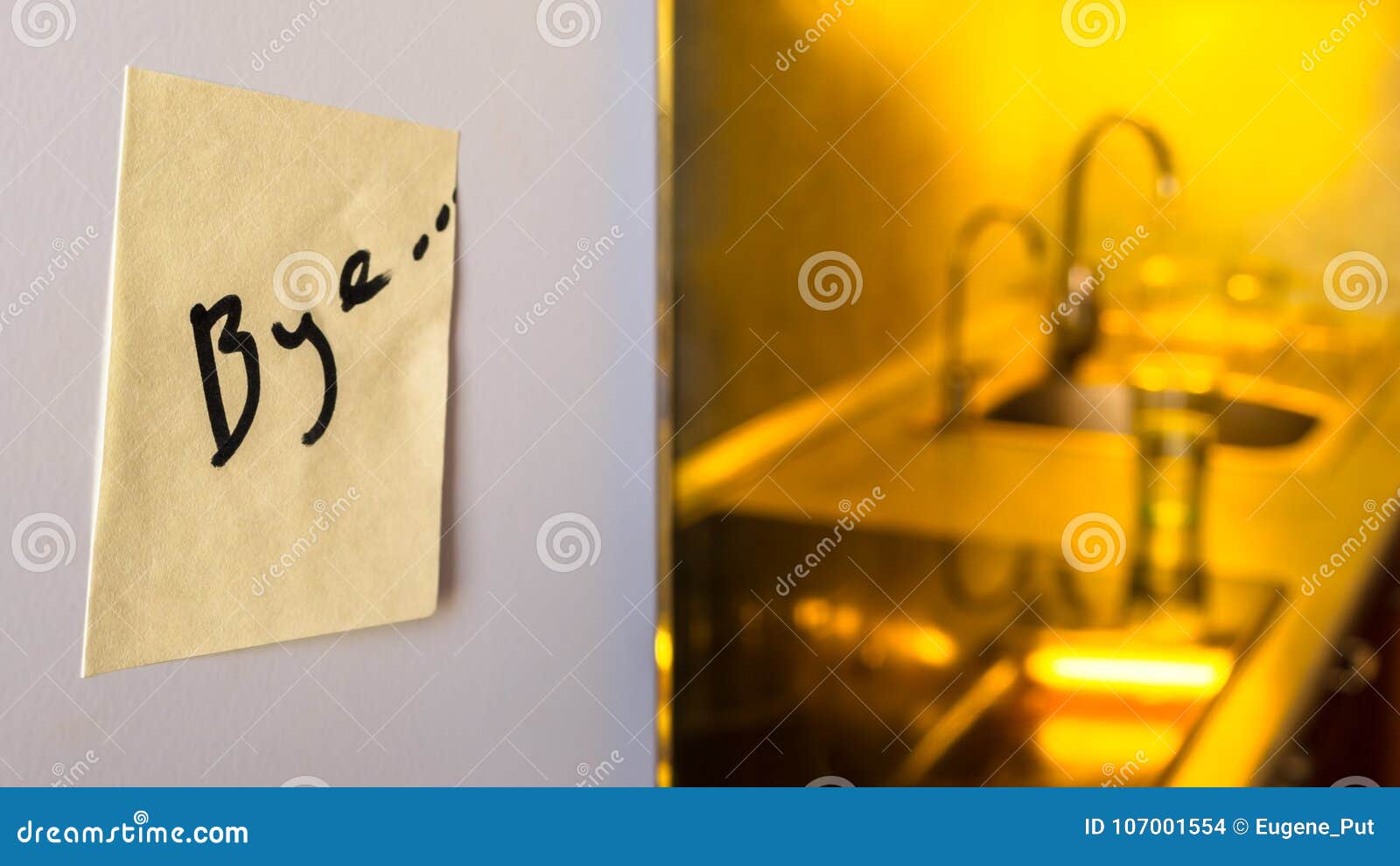 End of Relationship Concept: a Goodbye Note on a Refrigerator with ...