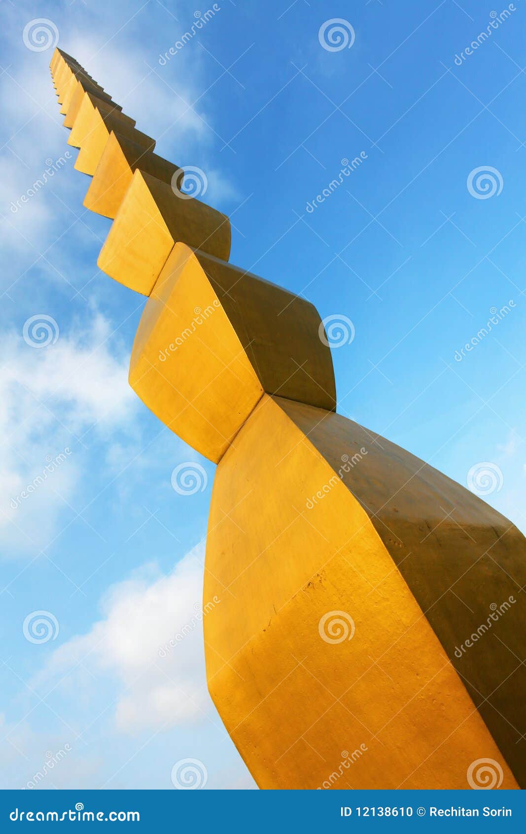 The Endless Column of Constantin Brancusi Stock Photo - Image of column ...