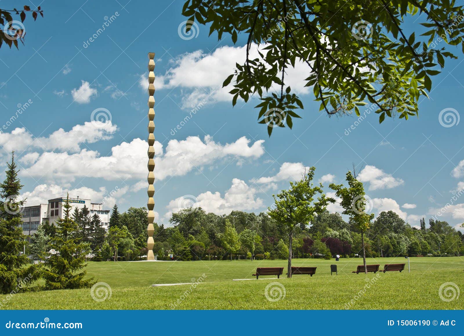 Endless Column Framed by Vegetation Editorial Image - Image of park ...