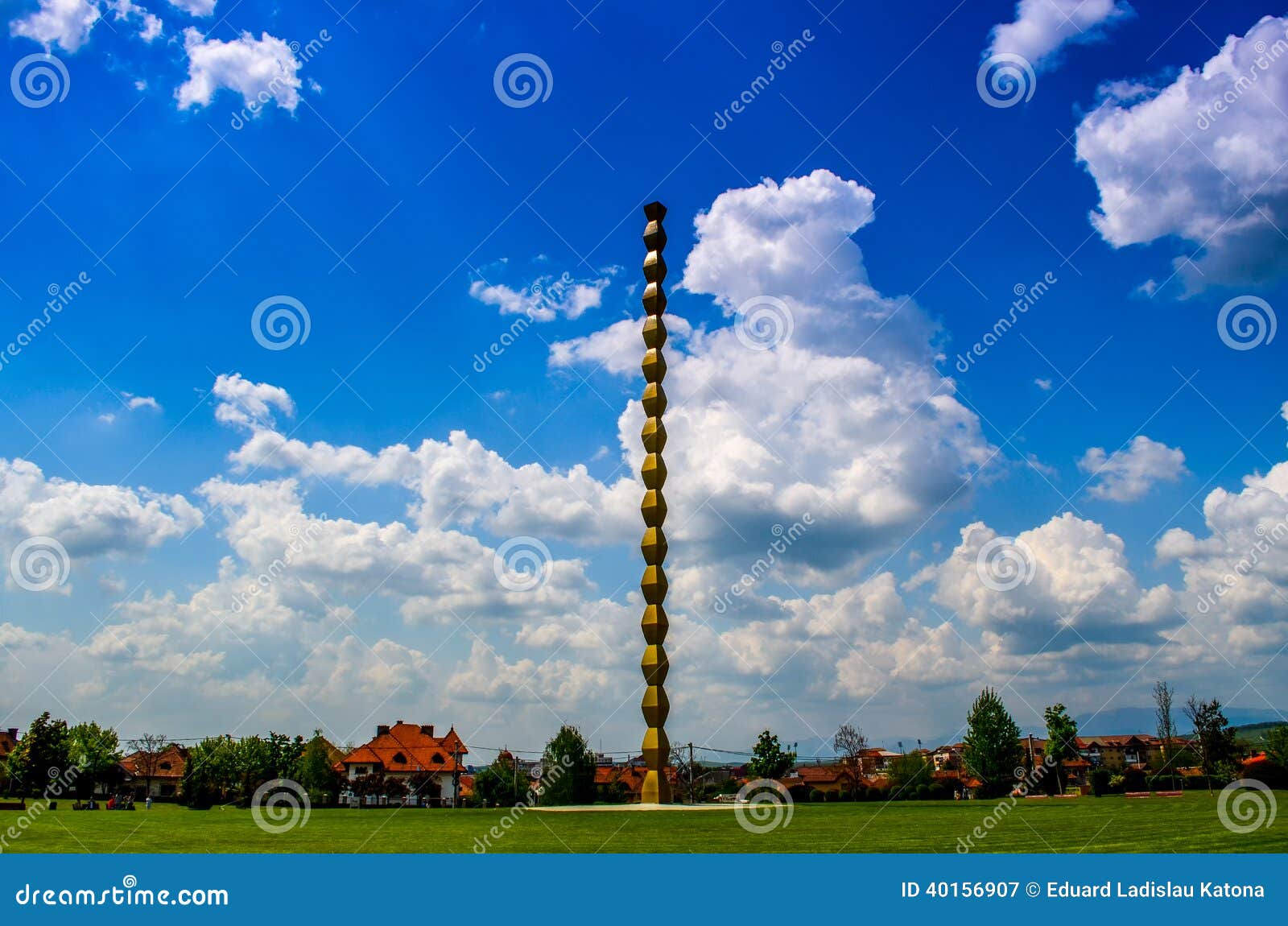 The Endless column stock image. Image of sculpture, constantin - 40156907