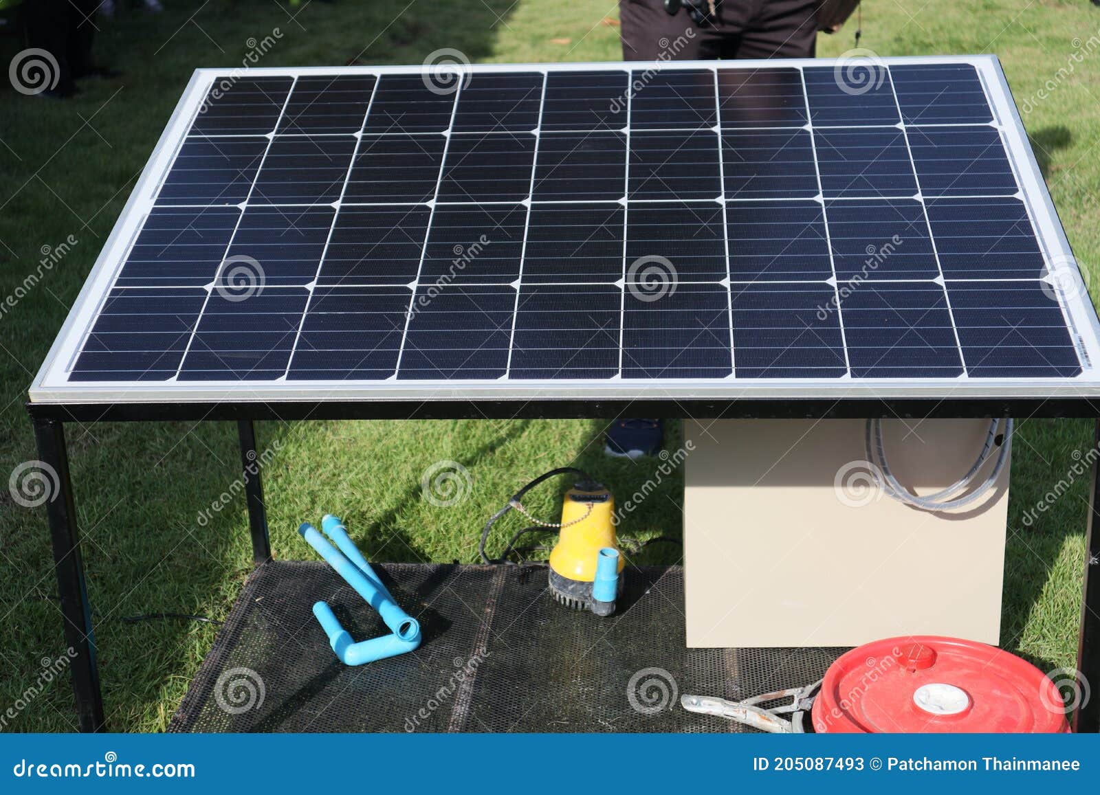 Energy-saving Solar Panels, the Concept of Reducing Global Warming for ...