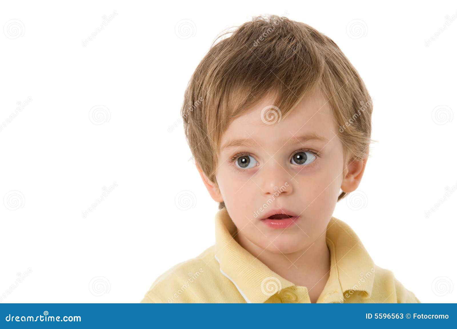 Enfant Avec Le Regard Fixe étonné Image stock - Image du joyeux, gosse ...