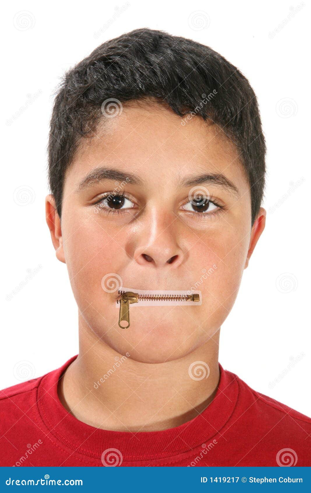 Enfant indiscipliné image stock. Image of visage, indiscipliné - 1419217