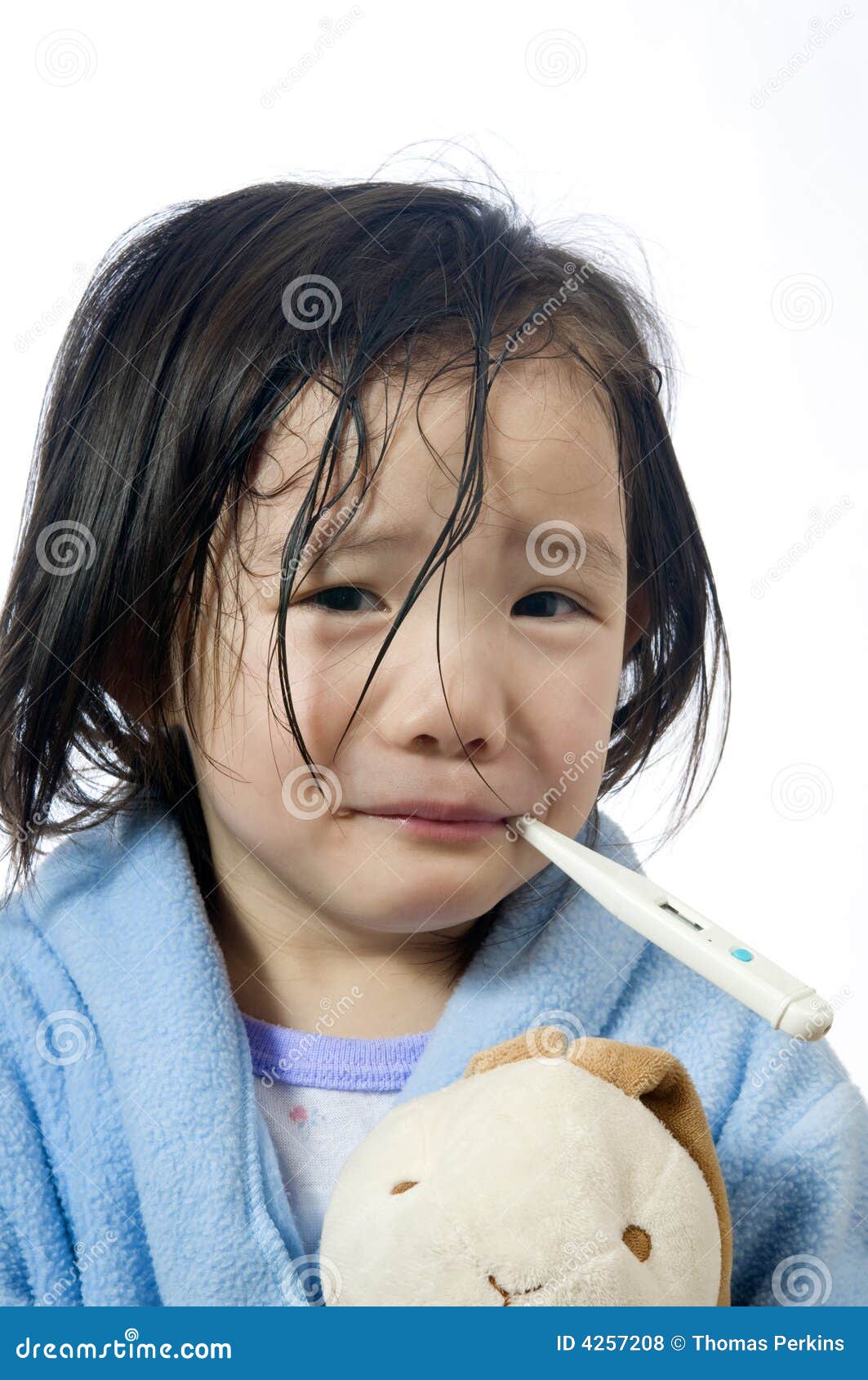 Enfant malade photo stock. Image du chinois, sniffles - 4257208