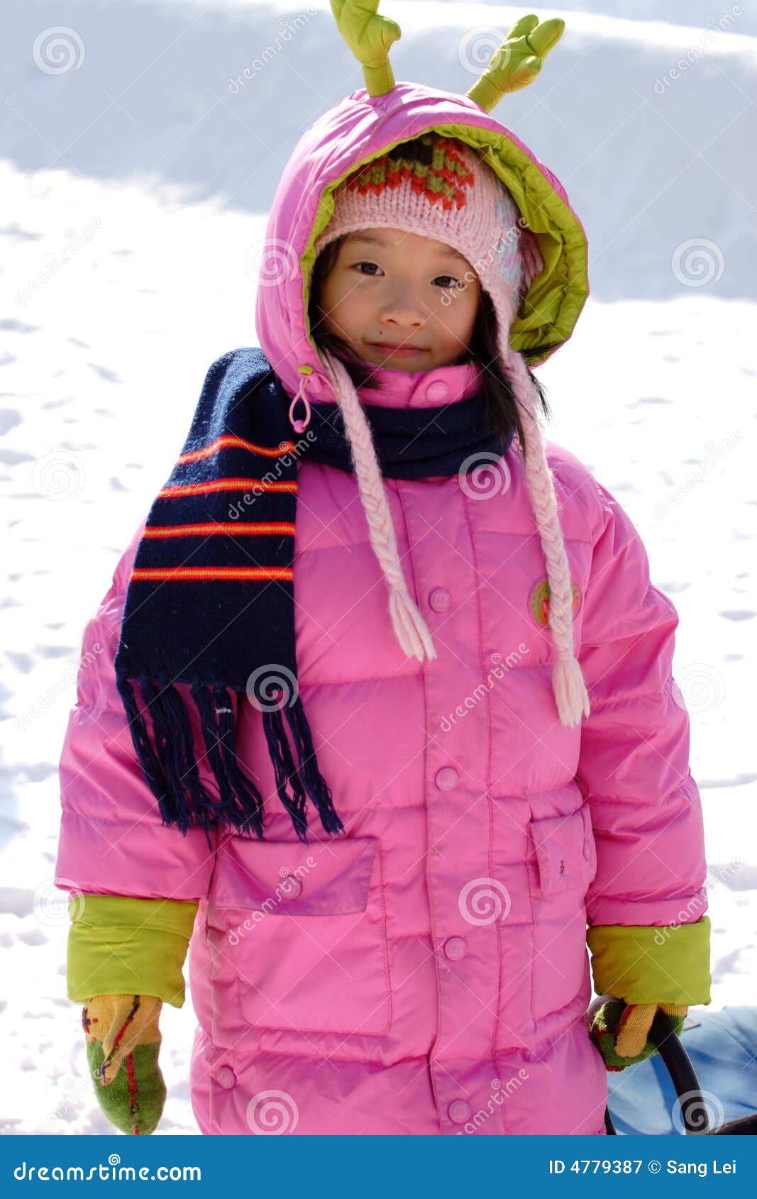 Enfants chinois image stock. Image du saison, stationnement - 4779387