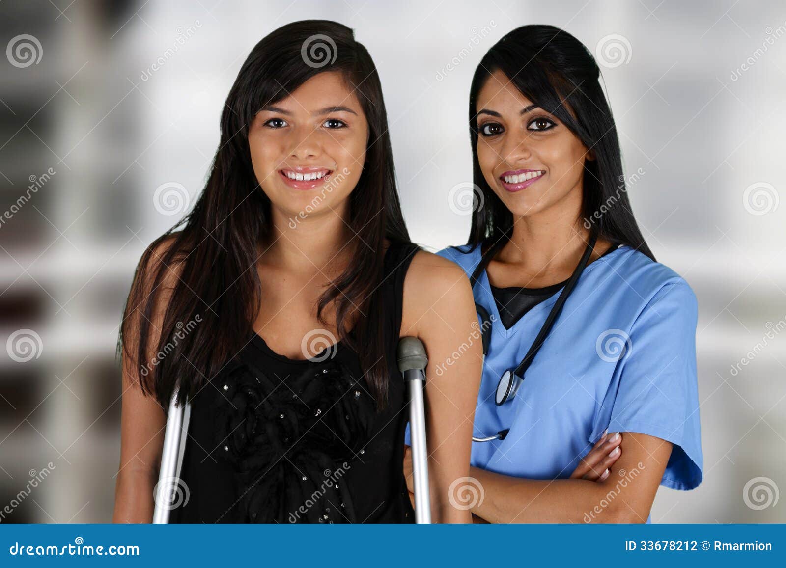 Enfermera y paciente foto de archivo. Imagen de personal - 33678212