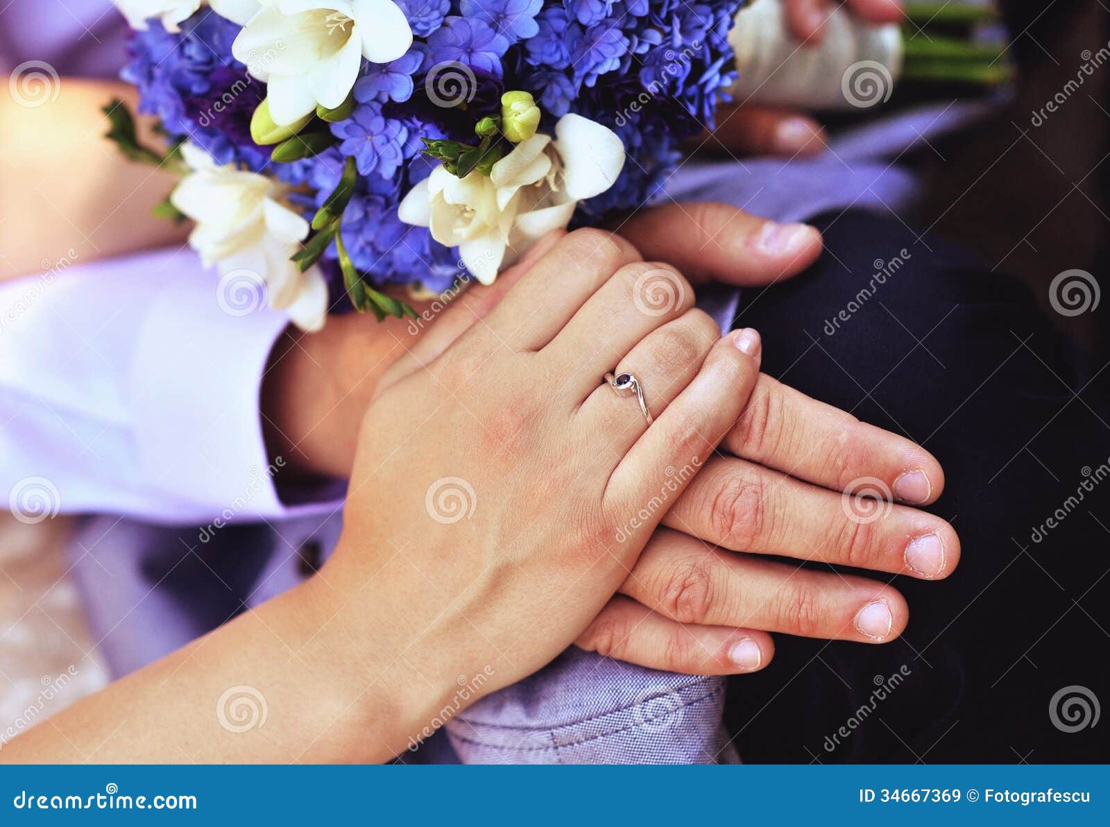 Engagement hands stock image. Image of female, commitment - 34667369