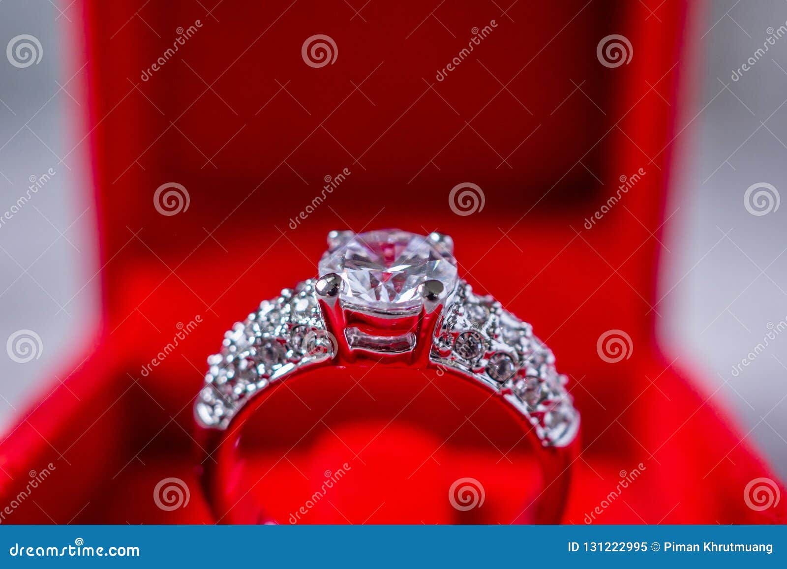 Engagement Wedding Diamond Ring in Red Gift Box Stock Image - Image of ...