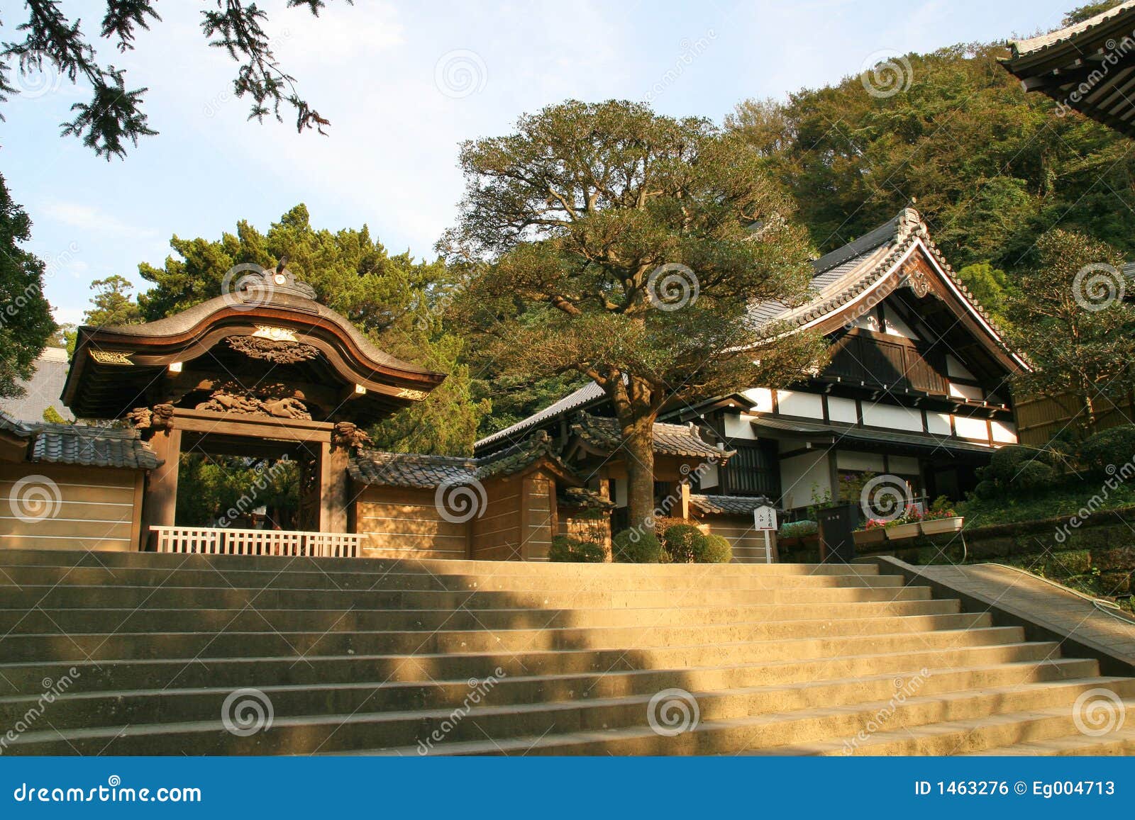 Engaku-Ji - Kamakura, Japón Foto de archivo - Imagen de enorme, abierto ...