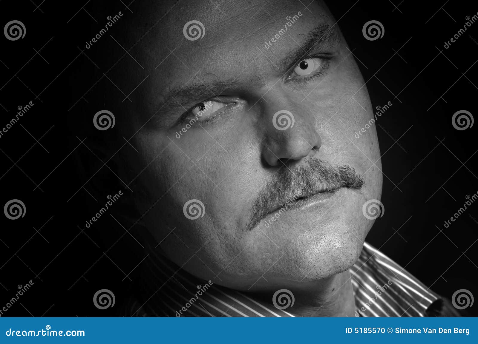 Enge mens stock foto. Image of kaukasisch, volwassen, bizar - 5185570