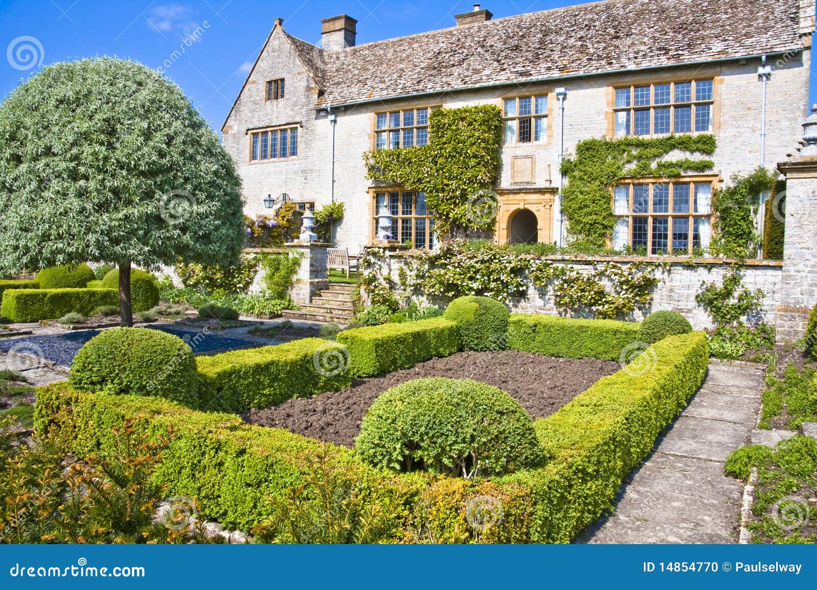 Engels Landhuis in Somerset Stock Foto - Image of ommuurd, grenzen ...