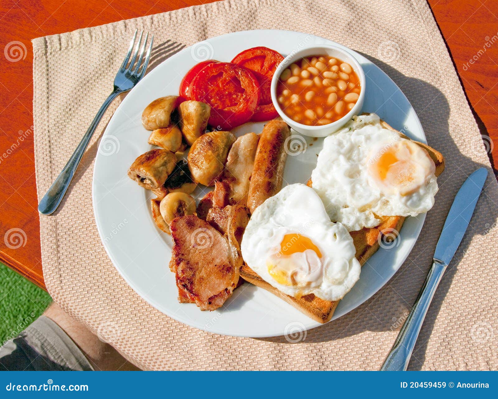 Engels ontbijt stock afbeelding. Image of cultuur, brood - 20459459