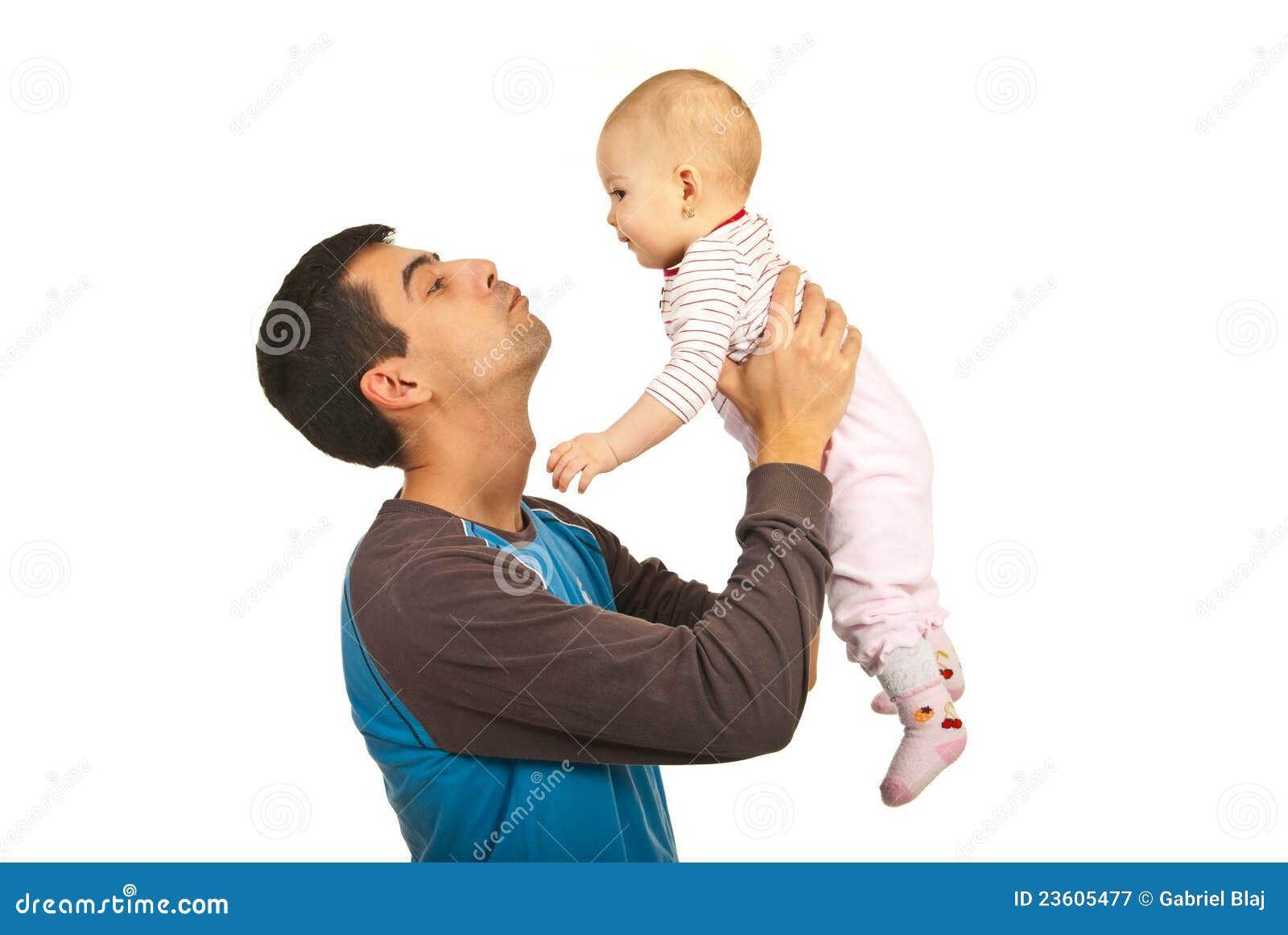 Engendre El Soporte De Su Bebé Imagen de archivo - Imagen de cabrito ...