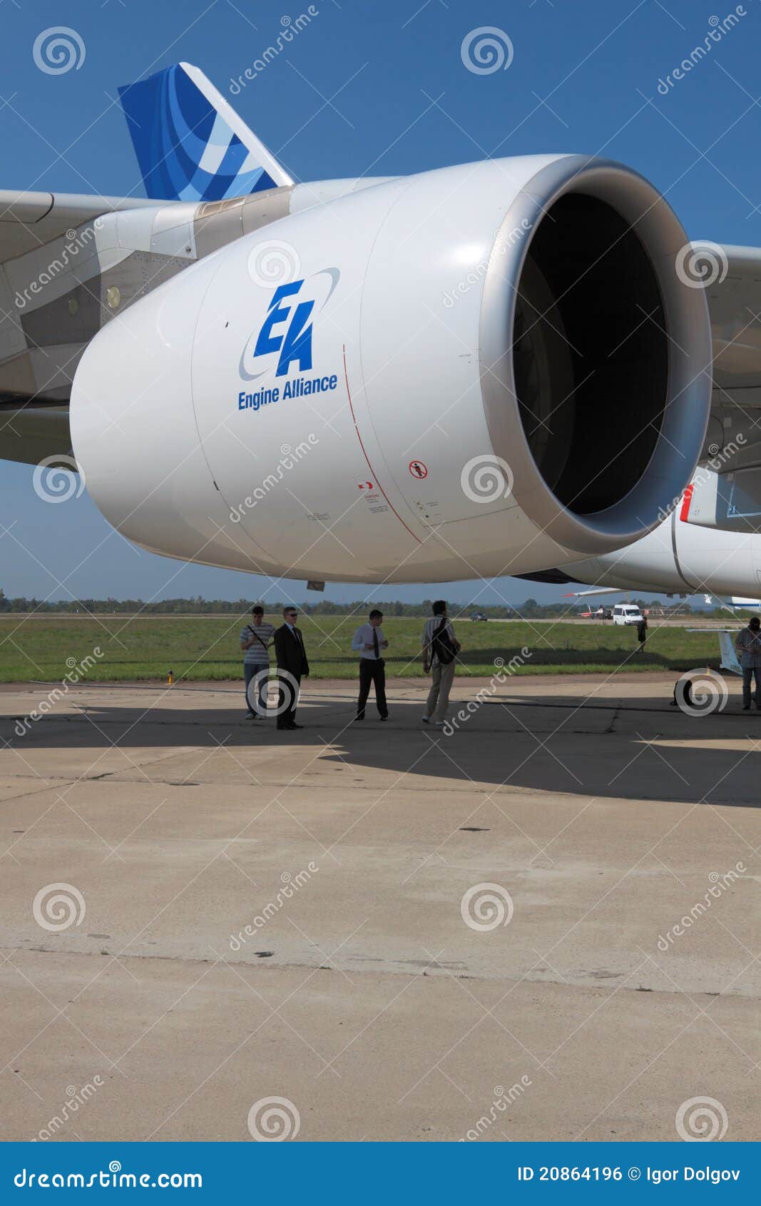 Engine Airbus A380 editorial photo. Image of airplane - 20864196