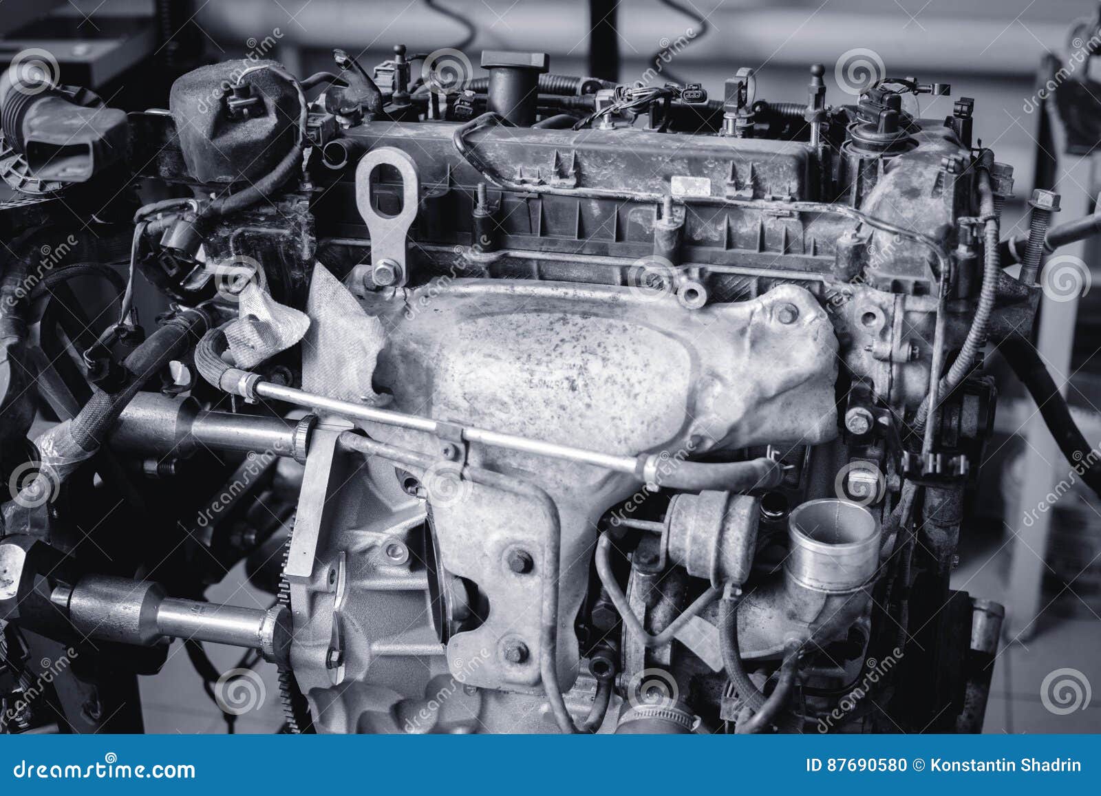 Engine 11 stock photo. Image of rebuilding, engine, disassembly - 87690580