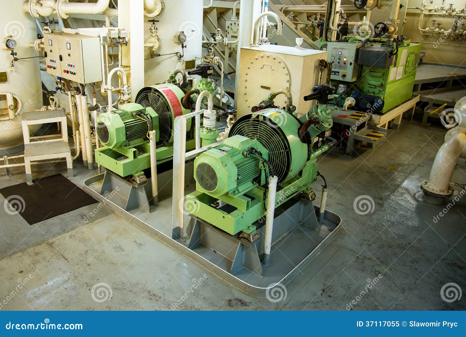 Engine firing ship stock image. Image of cylinder, compressor - 37117055