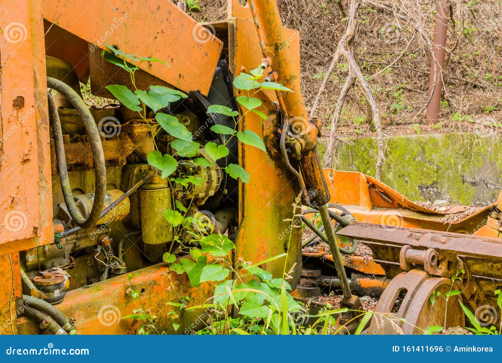 Engine and Front End of Old Bulldozer Stock Photo - Image of abandoned ...