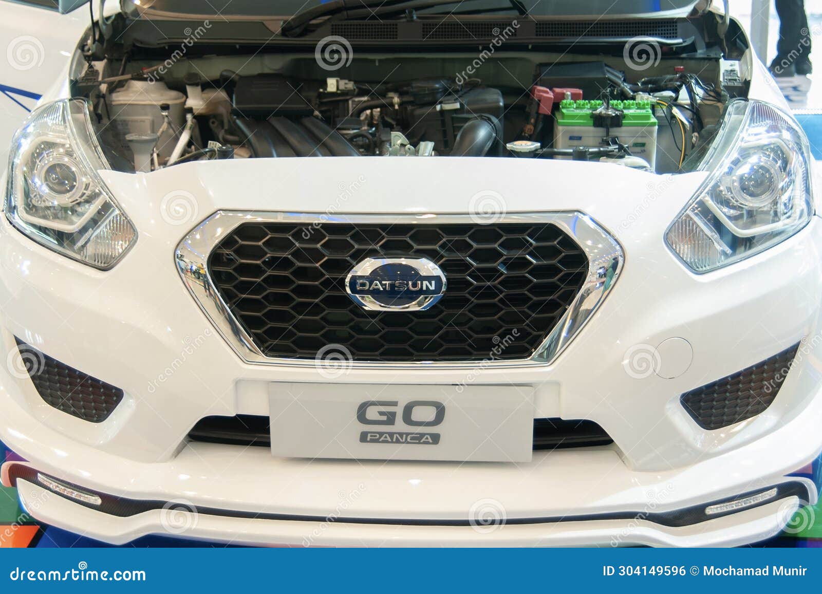 Engine Room of White Datsun Go Hatchback 2014 Editorial Photo - Image ...