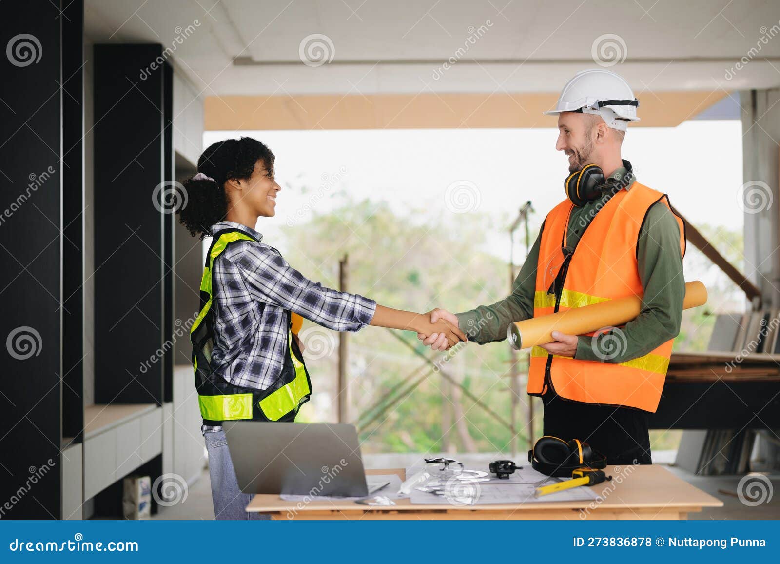 Engineer and Contractor Join Hands after Signing Contract,they are ...