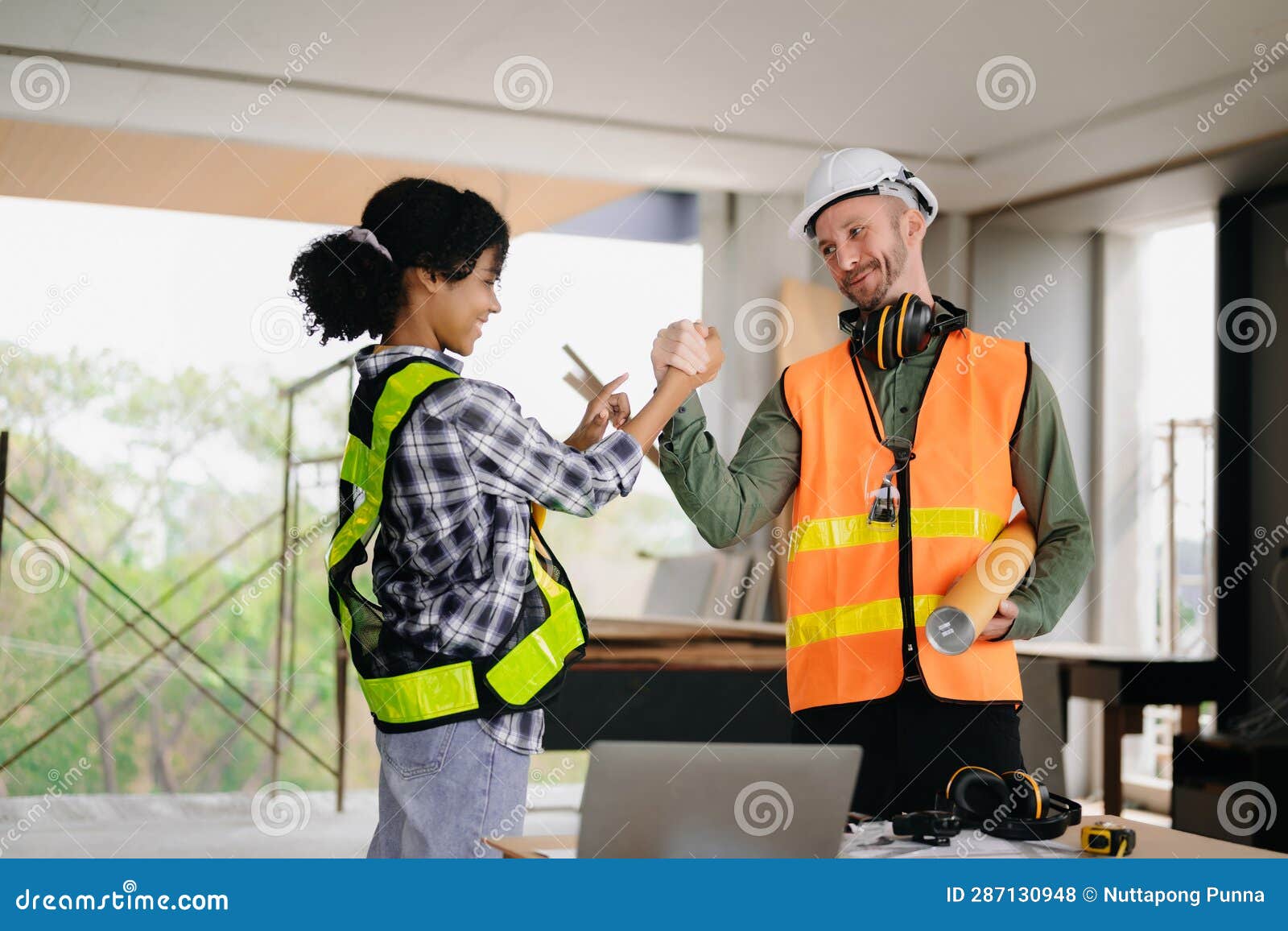 Engineer and Contractor Join Hands after Signing Contract,they are ...