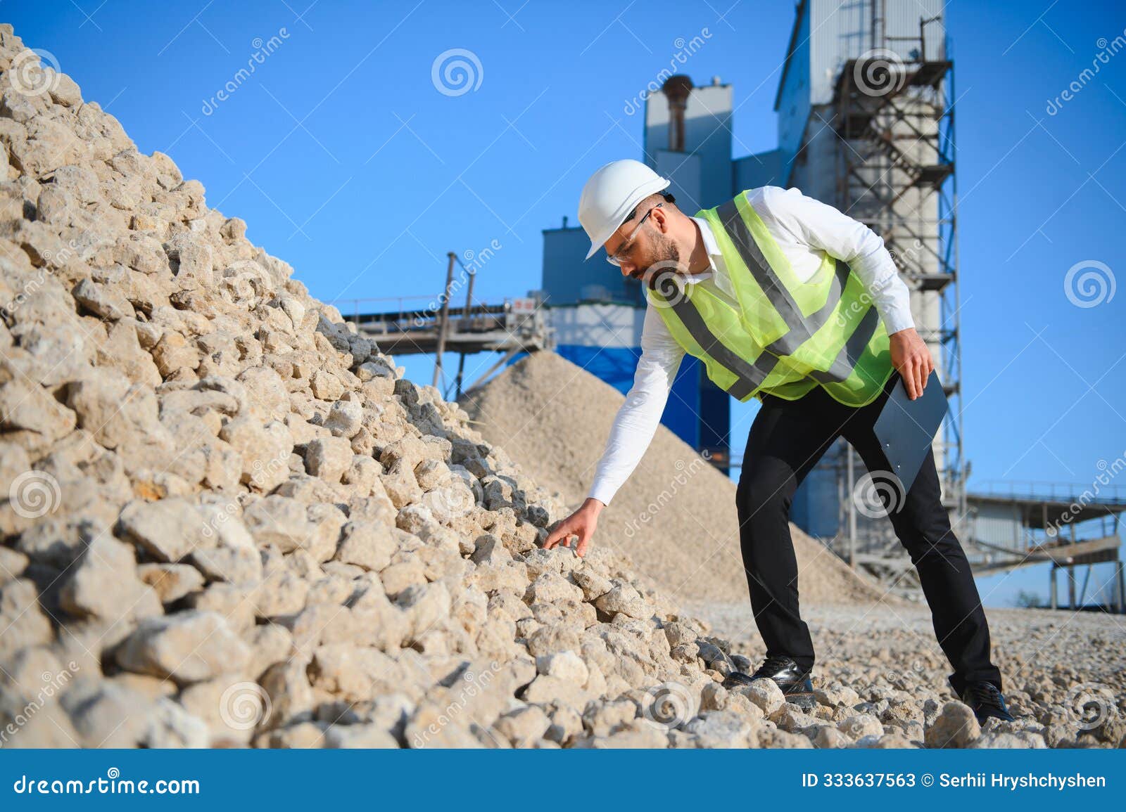 An Engineer at a Crushed Stone or Gravel Plant. Stone Mining Stock ...