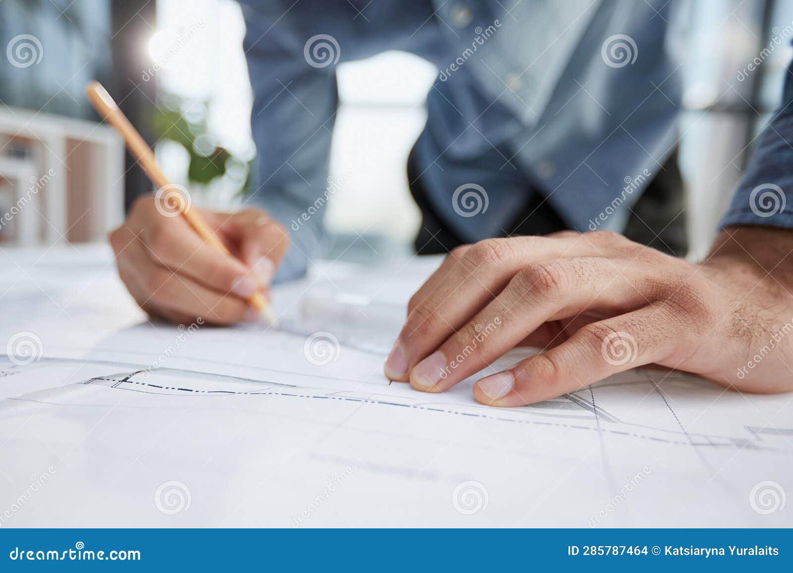 Engineer Designs Works According To Drawings and Collaborates in ...