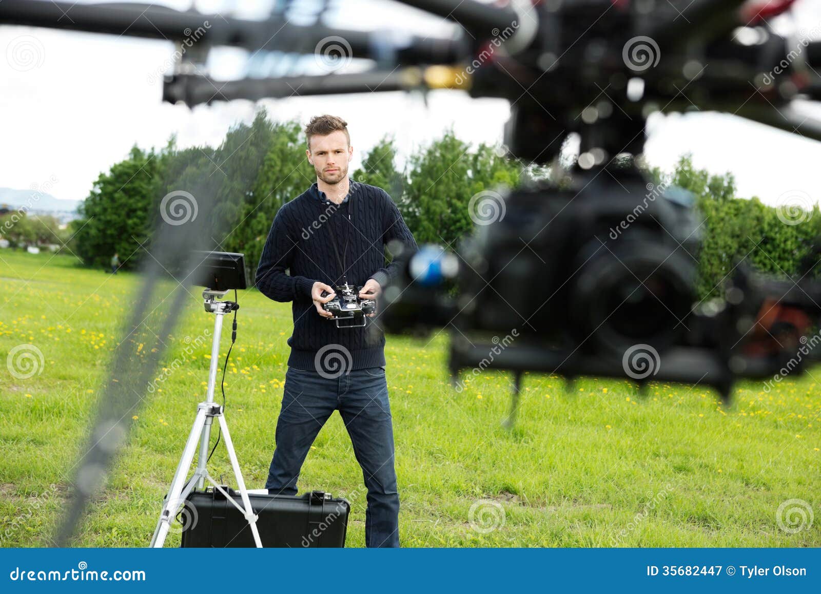 Engineer Flying UAV Helicopter in Park Stock Image - Image of ...