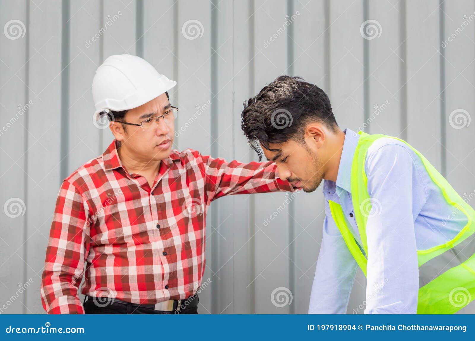 Engineer Give Advice Foreman Worker at Construction Site, Serious ...