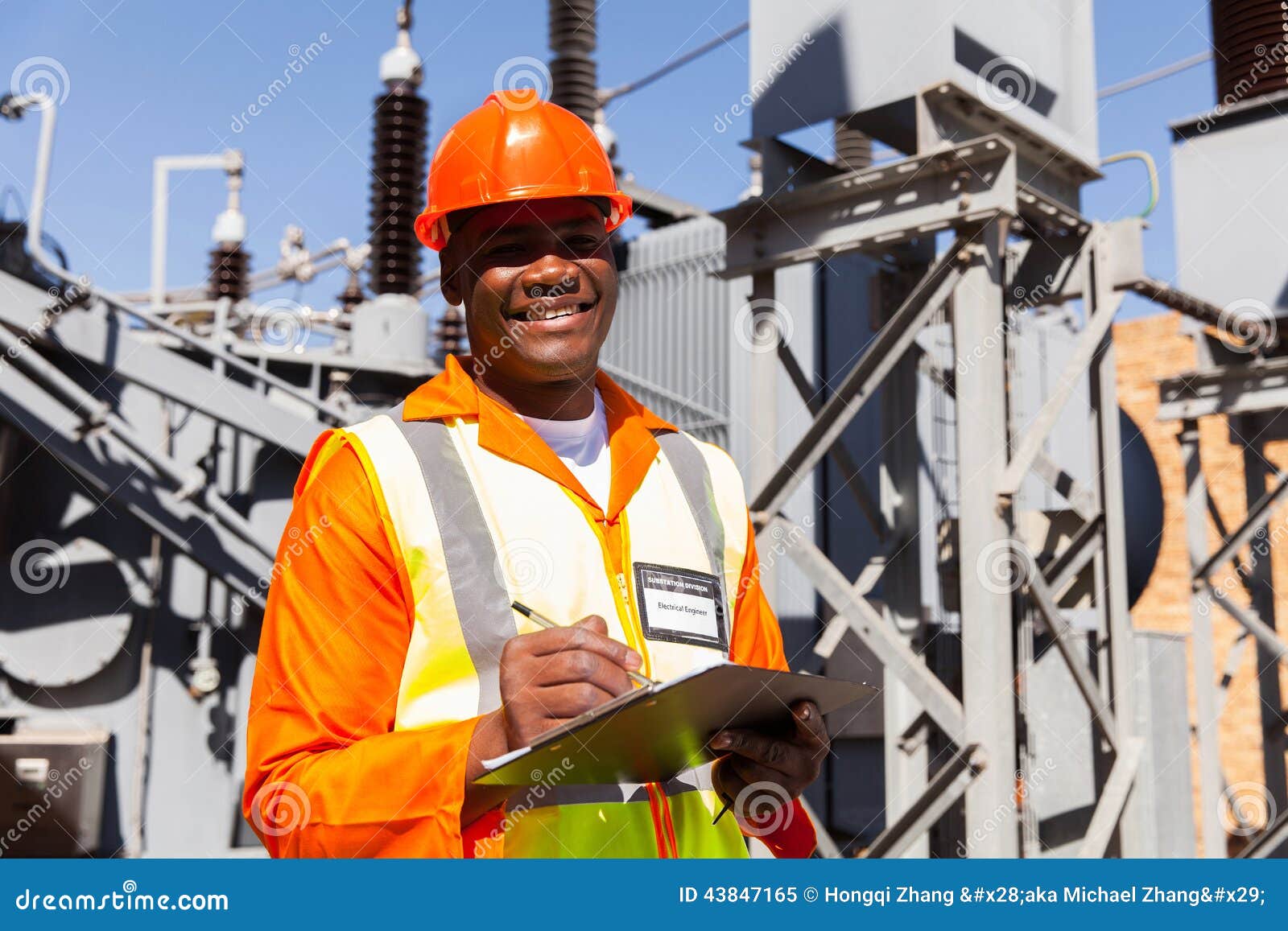 Engineer holding clipboard stock image. Image of distribution - 43847165