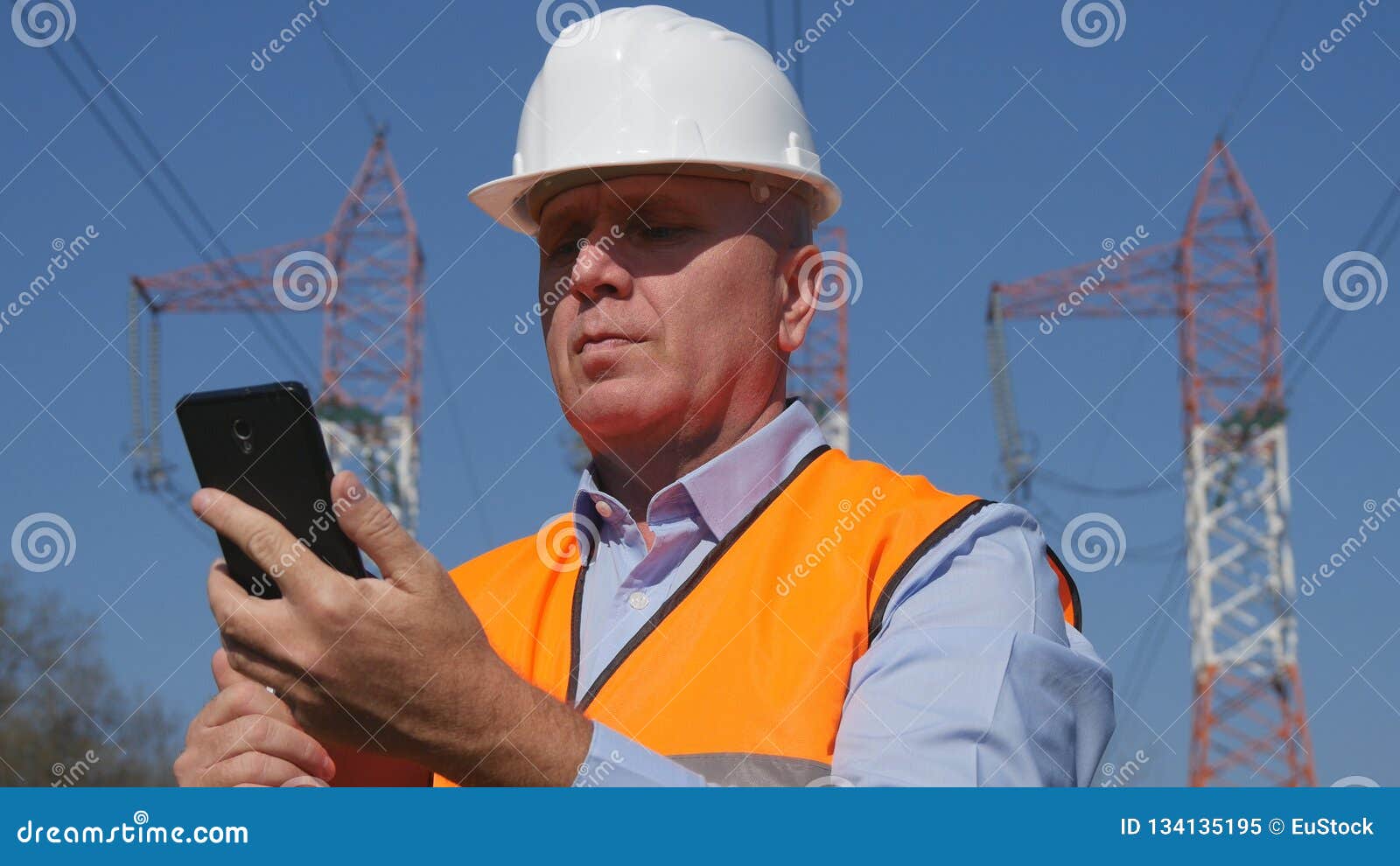 Engineer Image Maintenance Job Text Using Cell Phone Stock Image ...