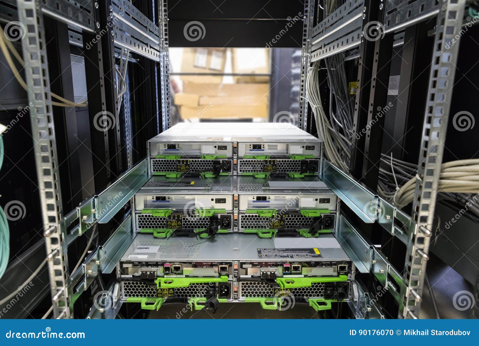 It Engineer Installs JBOD To Rack in Datacenter Stock Photo - Image of ...
