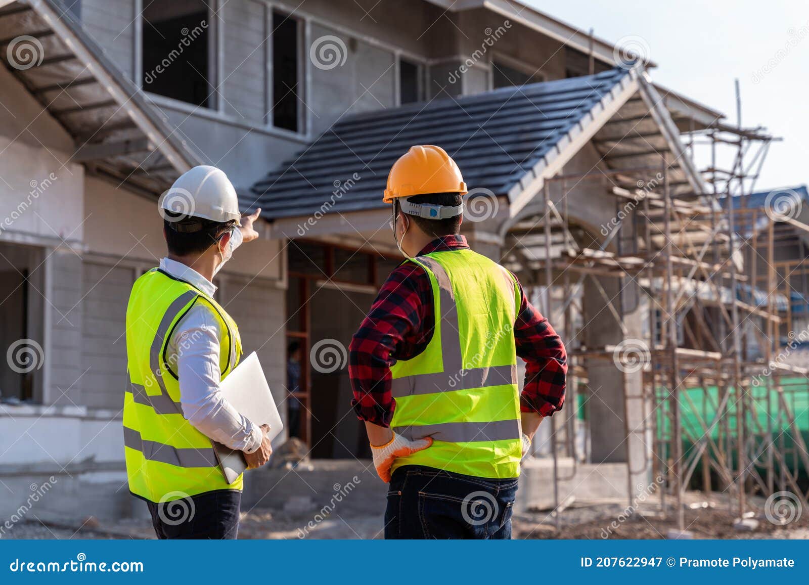 Engineer Recommend House Construction To Supervisor Supervisors at ...