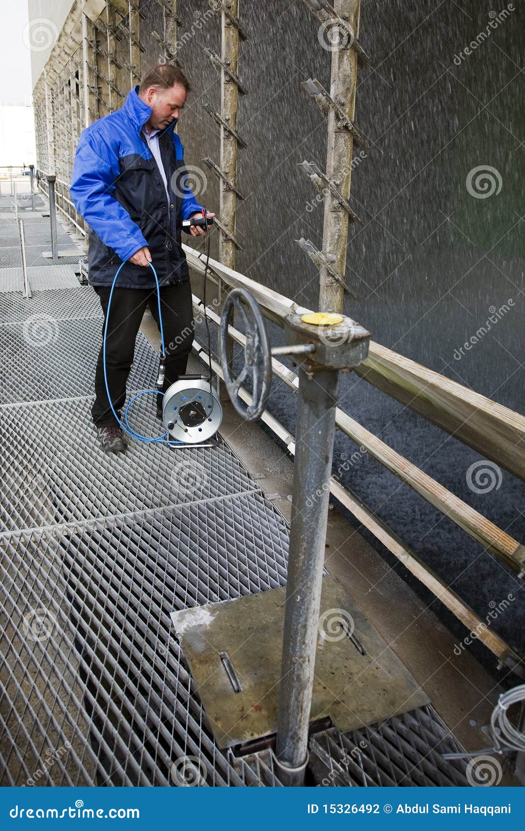 Engineer running tests stock photo. Image of cooling - 15326492