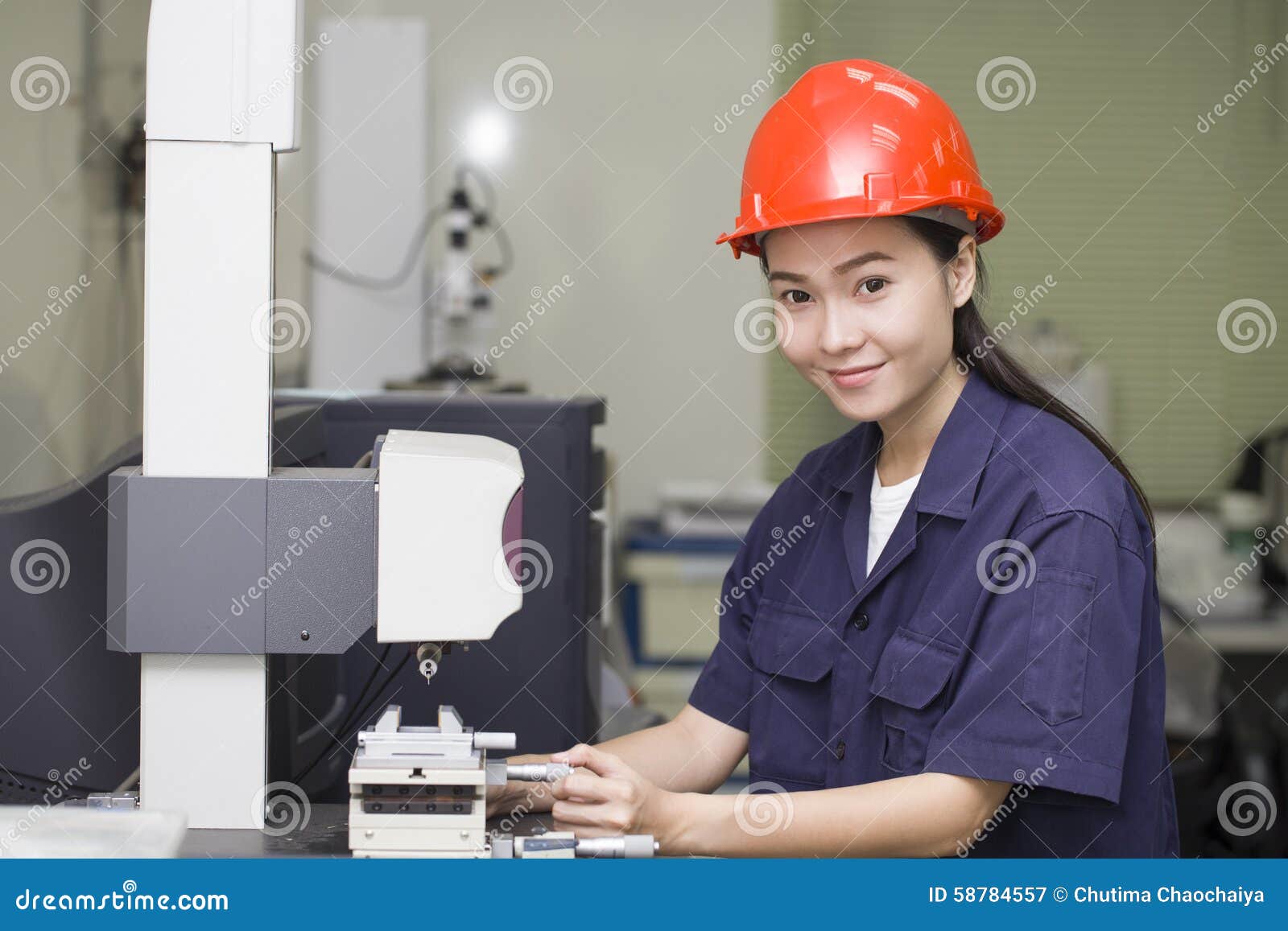 Engineer Set Up a Testing Machine Stock Image - Image of fiber, sample ... Engineer Set Up a Testing Machine Stock Image - Image of fiber, sample ...