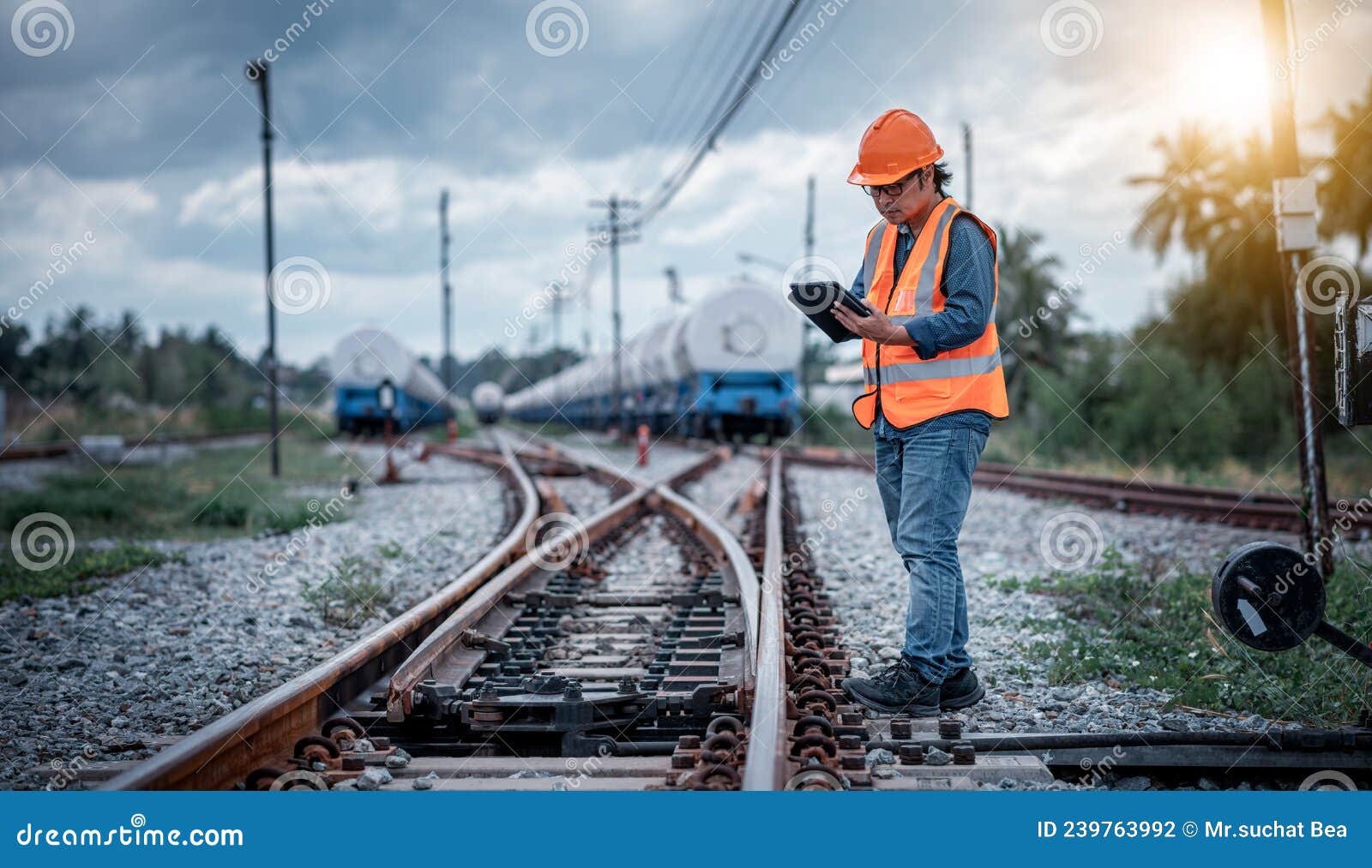 Engineer Under Discussion Inspection and Checking Construction Process ...