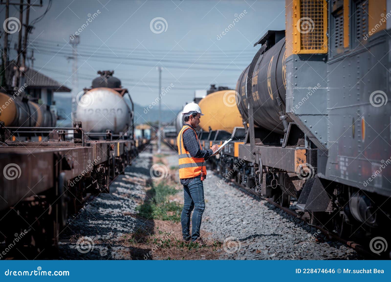 Engineer Under Discussion Inspection and Checking Construction Process ...