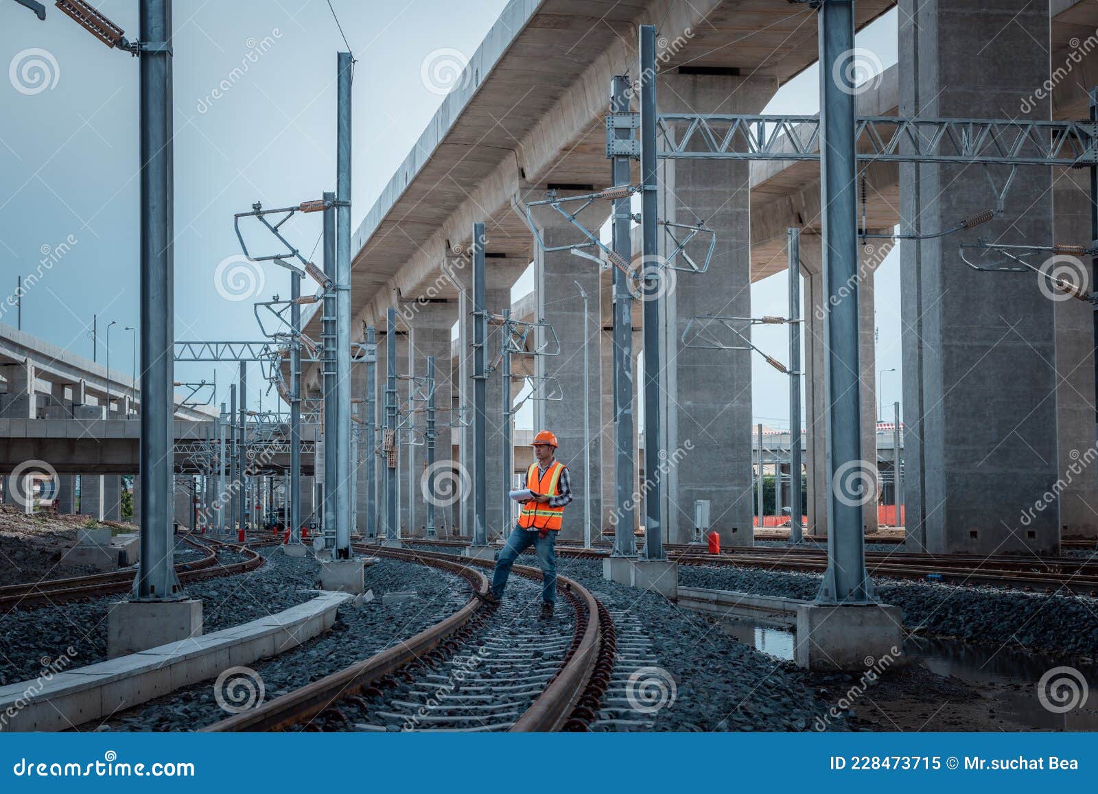 Engineer Under Discussion Inspection and Checking Construction Process ...