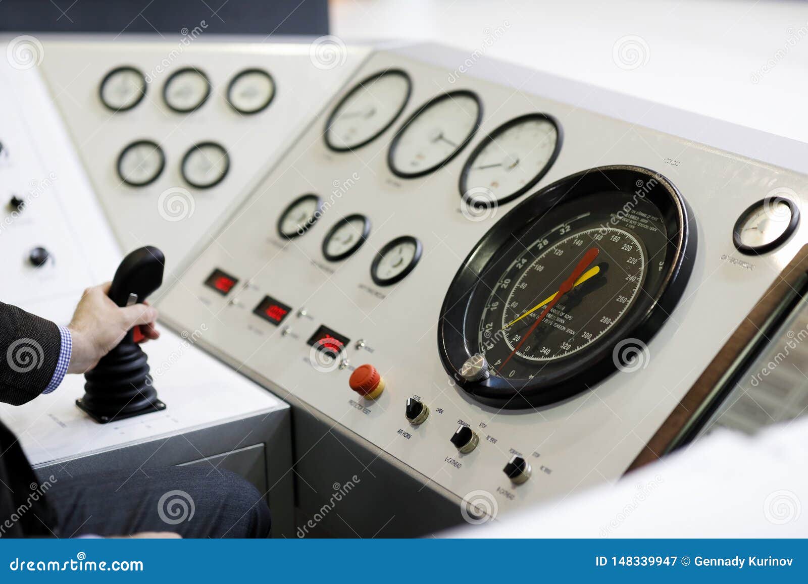 Engineer at the Control Console of Drilling Rig Stock Image - Image of ...